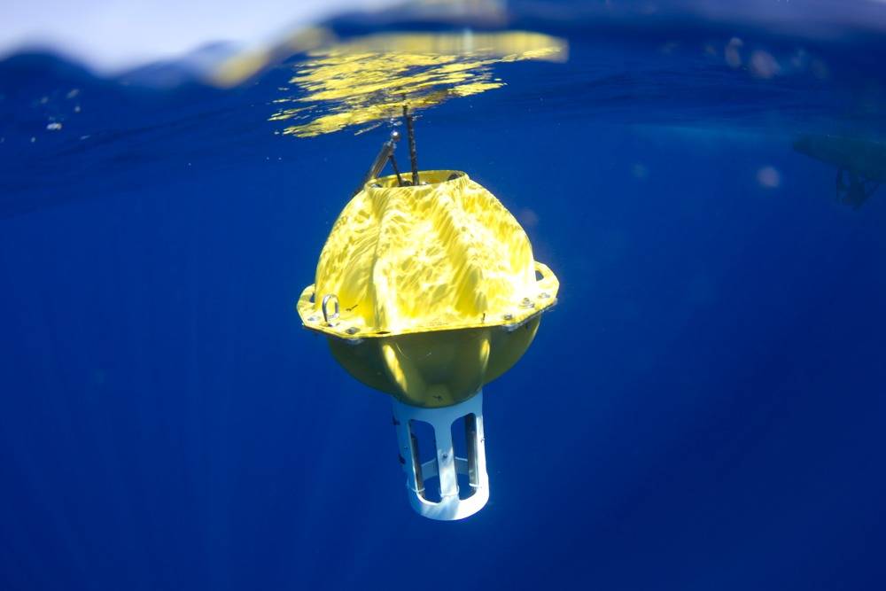 Deep Profiling Float Descends To 4000-Meters