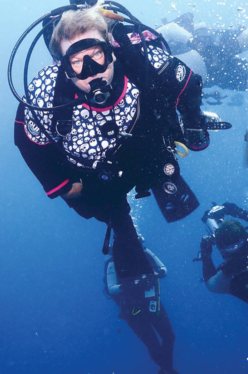 MTR100 '13 Diving Unlimited International, Inc.