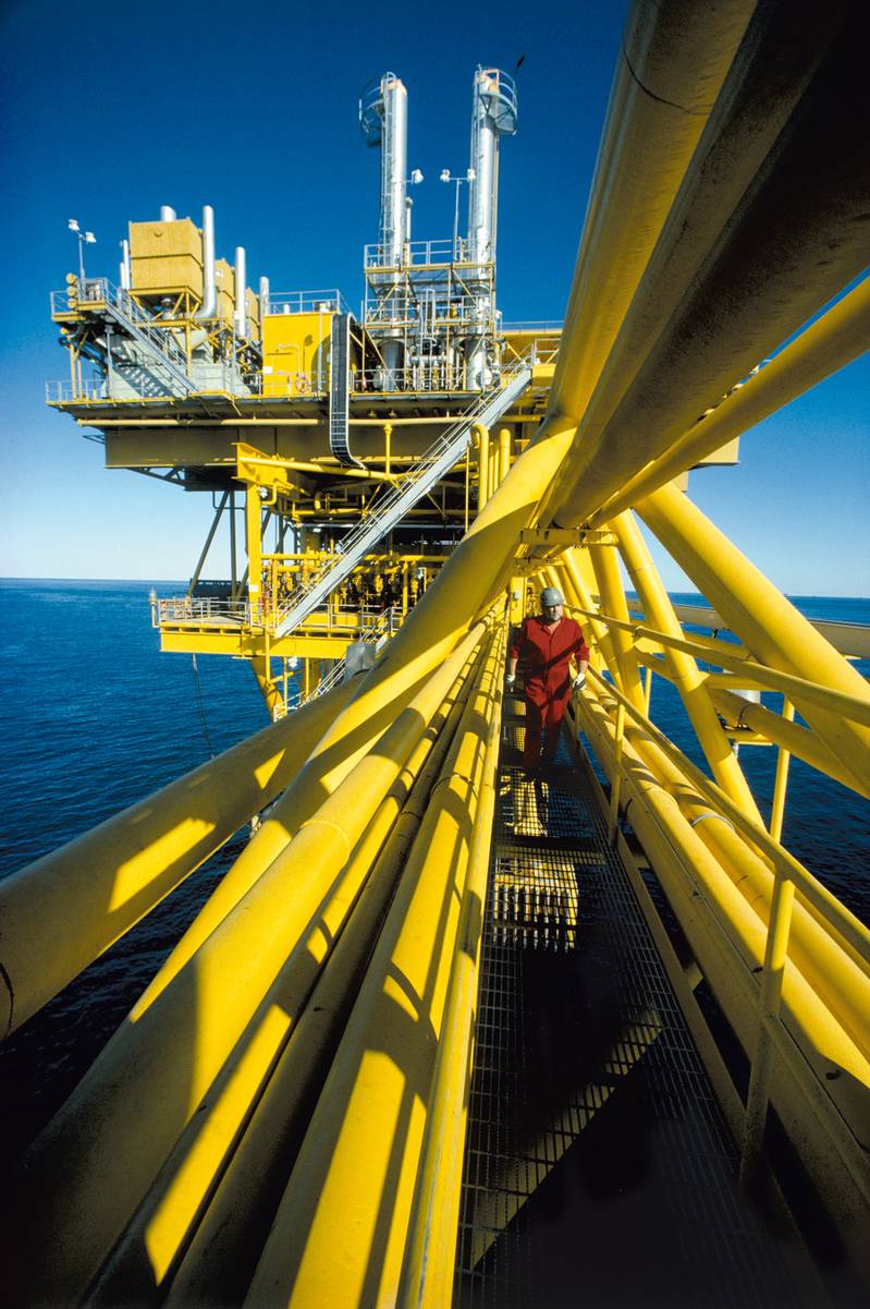 Maritime & Offshore Employment: Contractors, Coverage