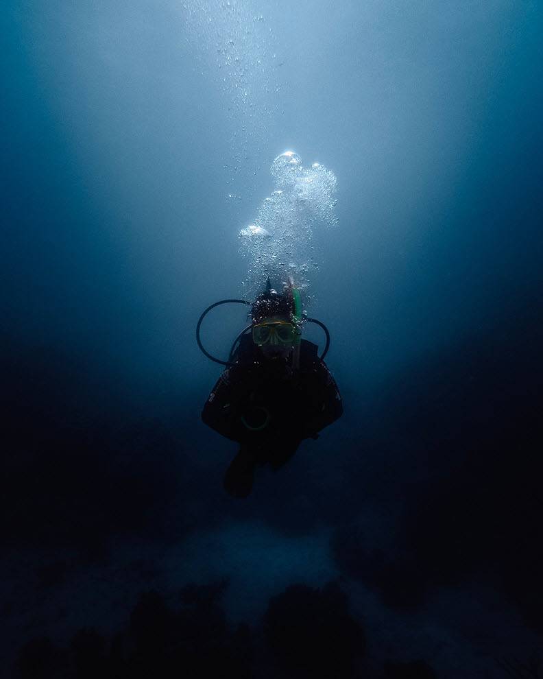 Women Navy Divers Meet Same Standards As Men