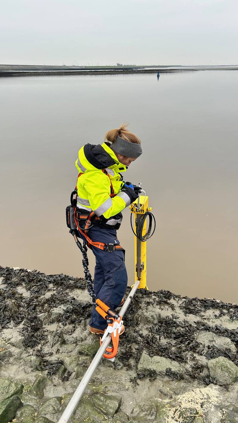 Macartney Operates Water Quality Measurements At The