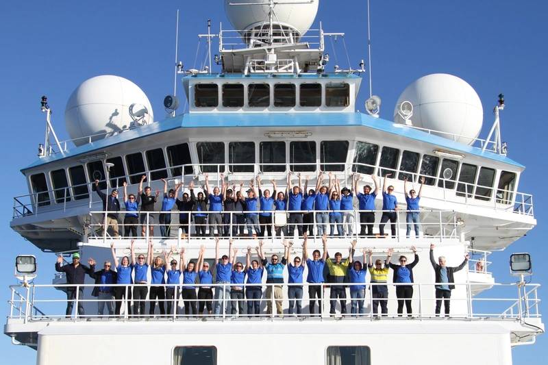 CSIRO Science Ship Takes Students On Tasmanian