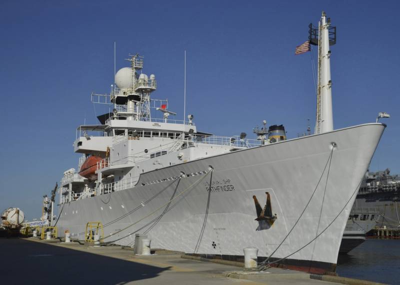 CNO Tours Newest Oceanographic Survey Ship